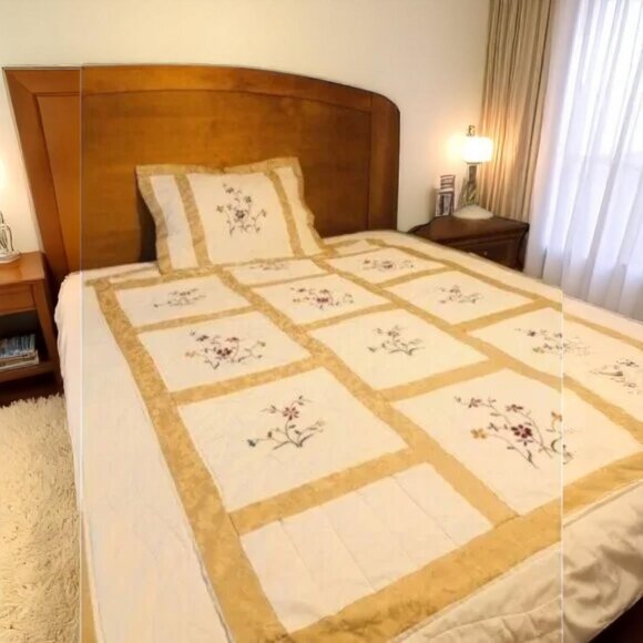 Peking Handcraft Inc | Bedding | Vintage Heirloom Ivory Quilt Hand ...